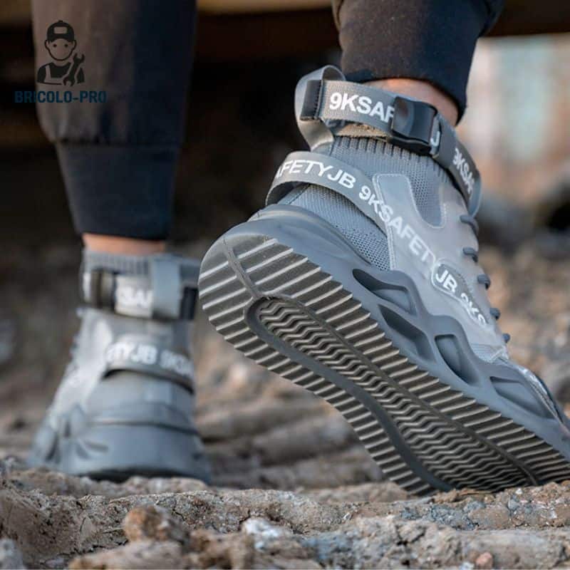 Rising safety shoes - Safeguard